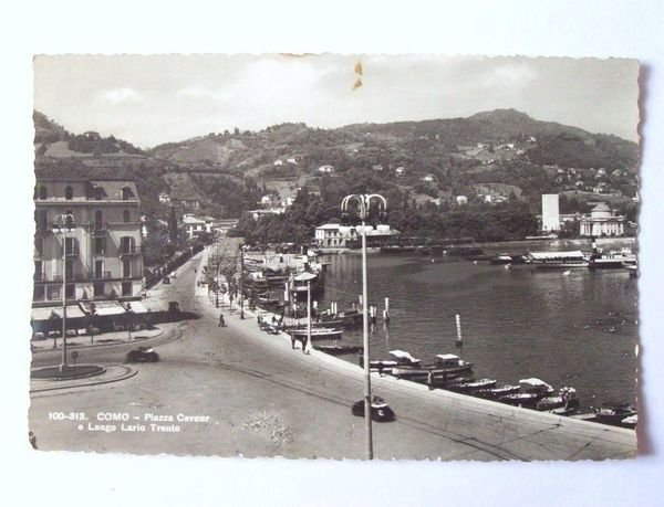 Cartolina Como - Piazza Cavour Lungo Lario Trento 1945. - Cartolina